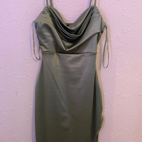 Windsor | Dresses | Windsor Green Satin Prom Dress | Poshmark